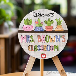 Custom Door Sign for Teachers, Teacher Welcome Classroom Door Hanger ...