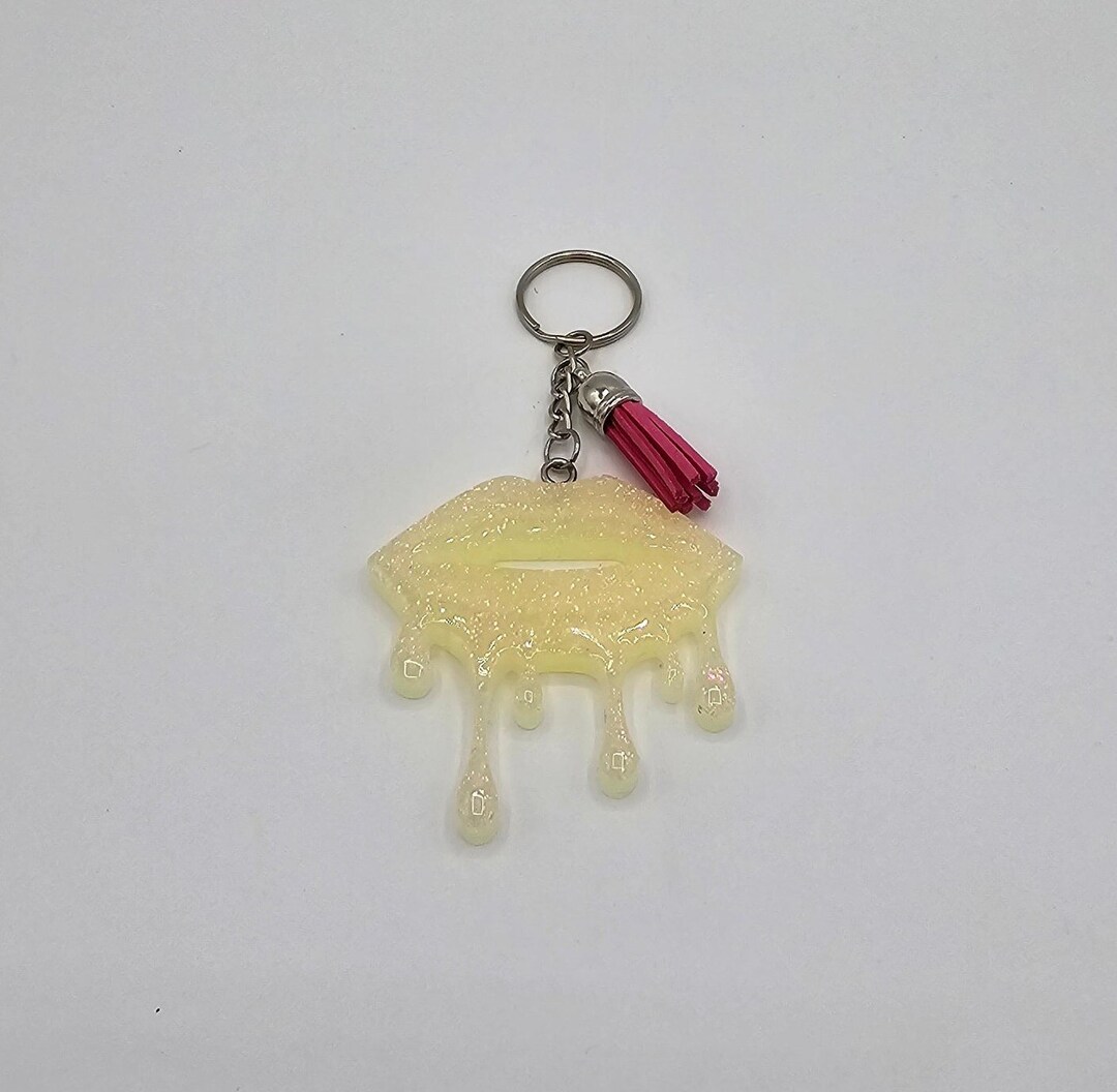 Pale Yellow Drippy Lips With Pink Tassel Keychain - Etsy
