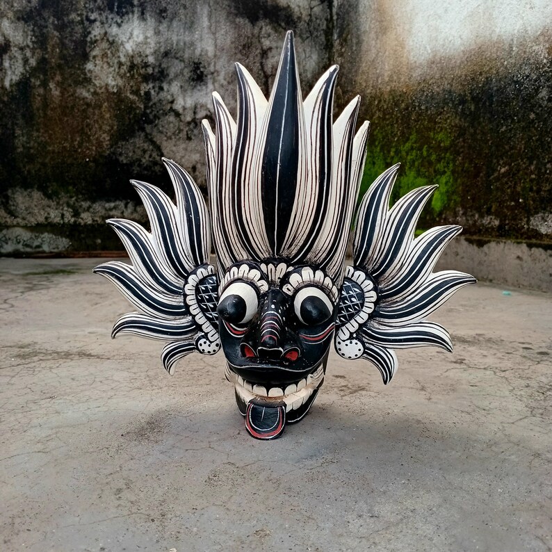 Explore Sri Lanka’s Fire Demon and Cobra Masks: Cultural Treasures for ...