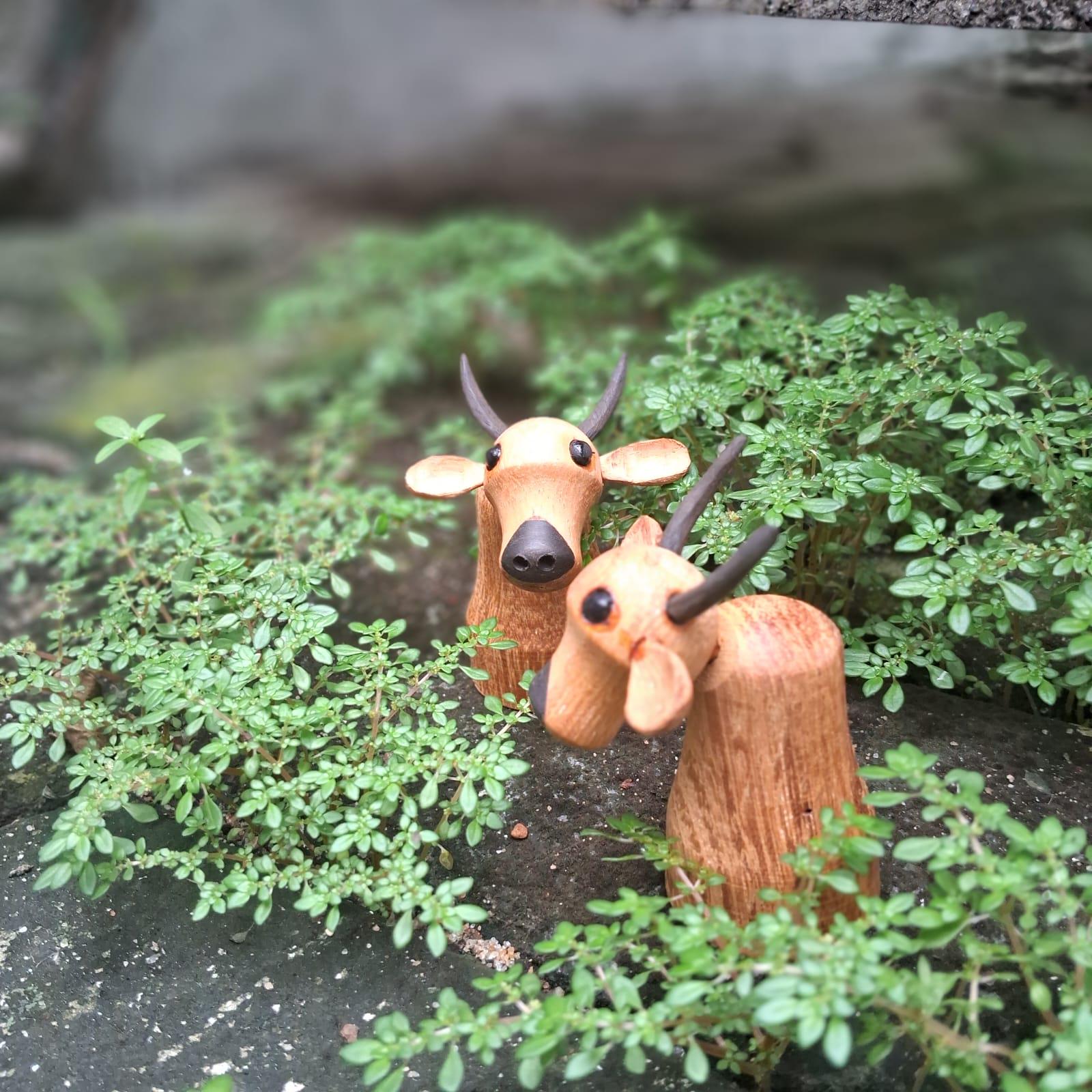 Miniature Wooden Cow & Cow Head Sculptures:handcrafted Charm for Your ...