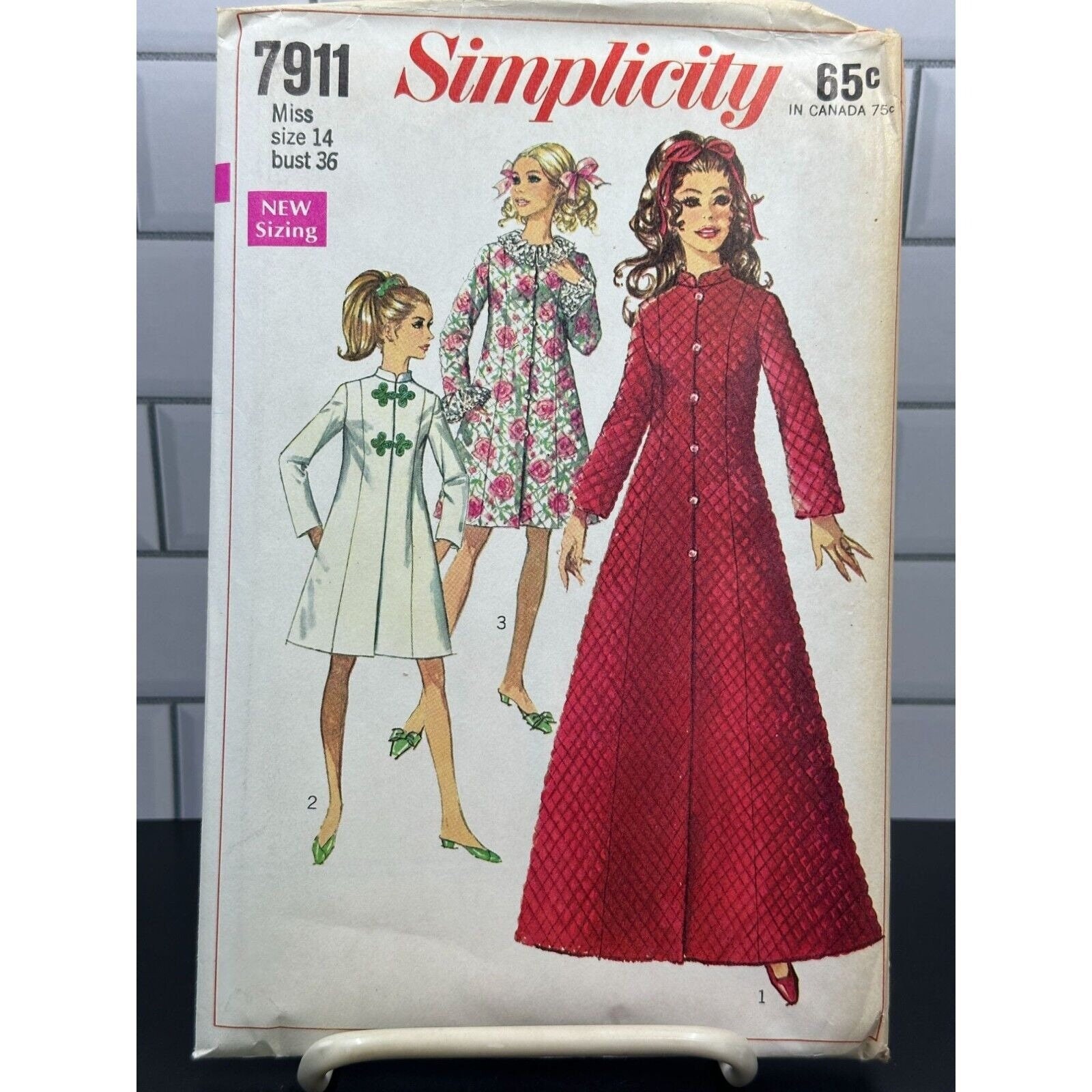 1968 Simplicity Pattern Misses' Robe in Two Lengths 7911 Size 14 Bust ...
