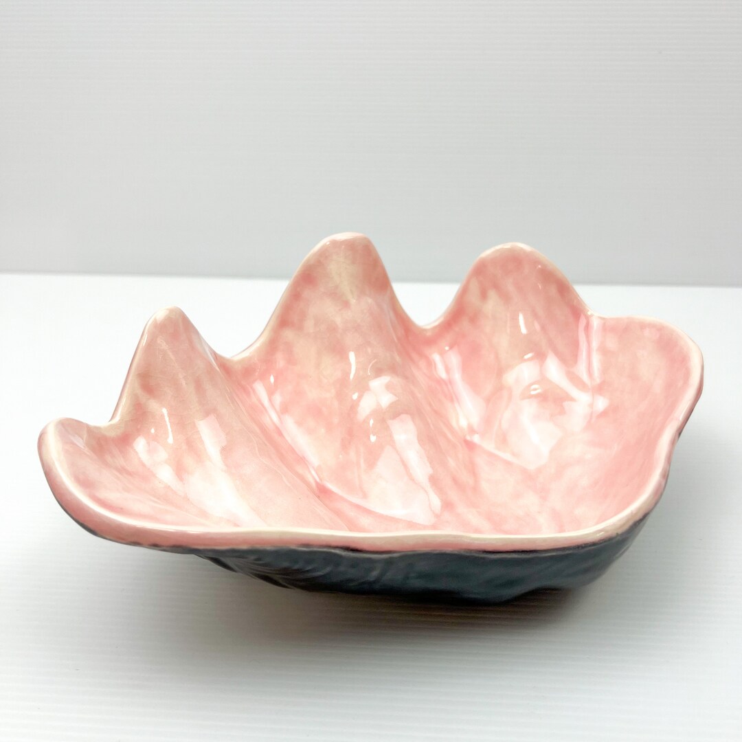 Black and Pink Clamshell Bowl - Etsy