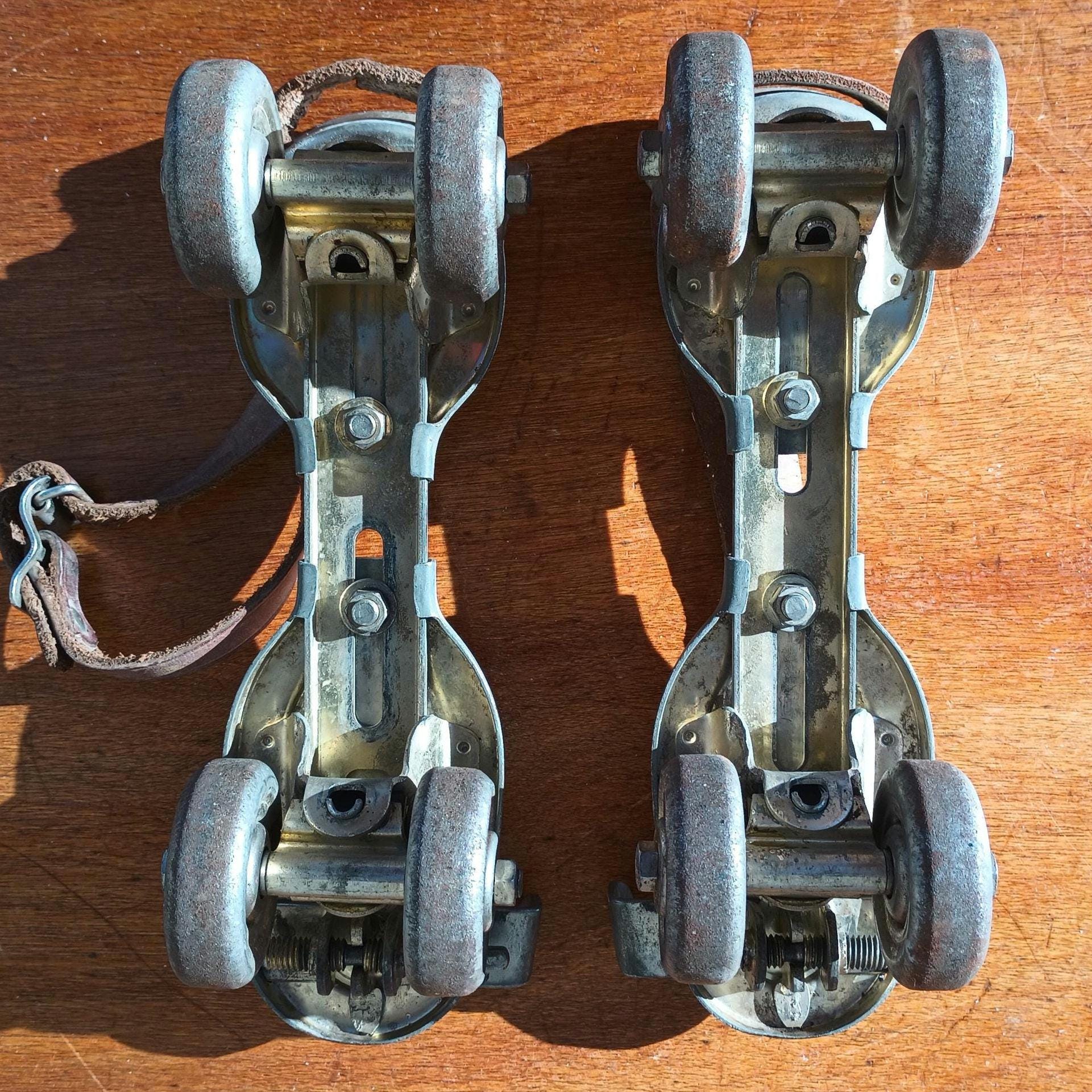 Vintage Roller Skates With Red Wheels - Globe Union Co., Milwaukee, WI ...