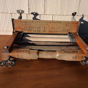 Vintage Wash Roller or Clothes Wringer - Anchor Brand - Lovell ...
