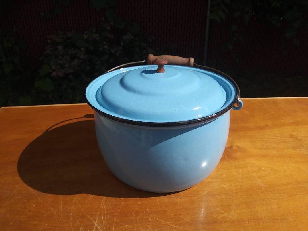 Light Blue Vintage Enamelware Pot With Handle - Etsy