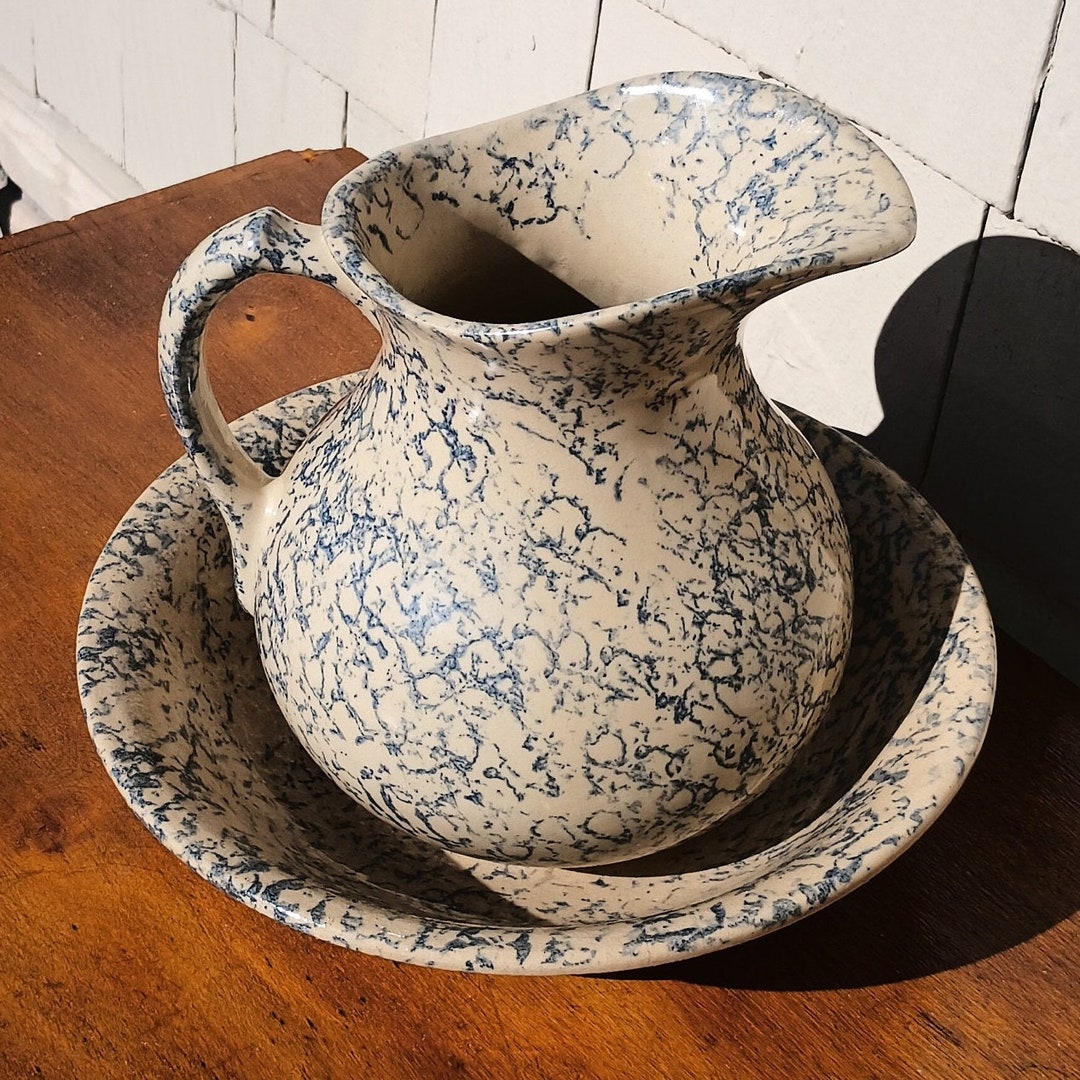 Vintage Blue Spongeware Pitcher and Bowl R.R.P. Co., Roseville, Ohio ...