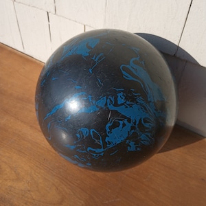 Vintage Bowling Ball With Blue and Black Swirl - Manhattan Rubber ...