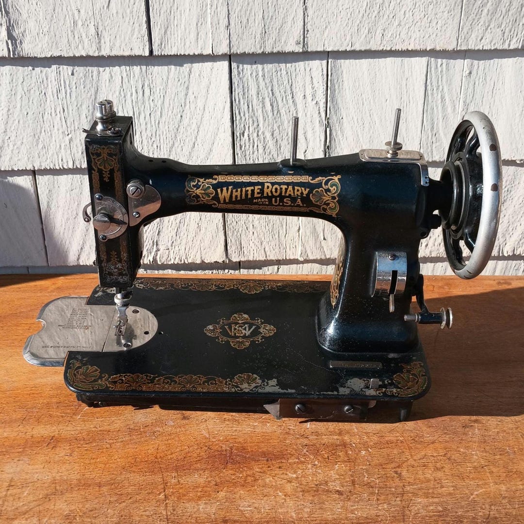 Vintage White Rotary Sewing Machine - Decorative or Repurpose - Etsy
