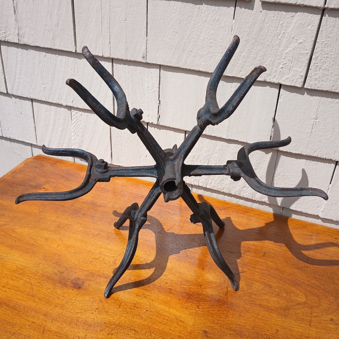 Vintage Cast Iron Hose or Wire Reel - Amazing Rusty Patina - Perfect ...