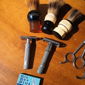 Vintage Hanging Shaving Shelf With Mirror and Shaving and Grooming ...