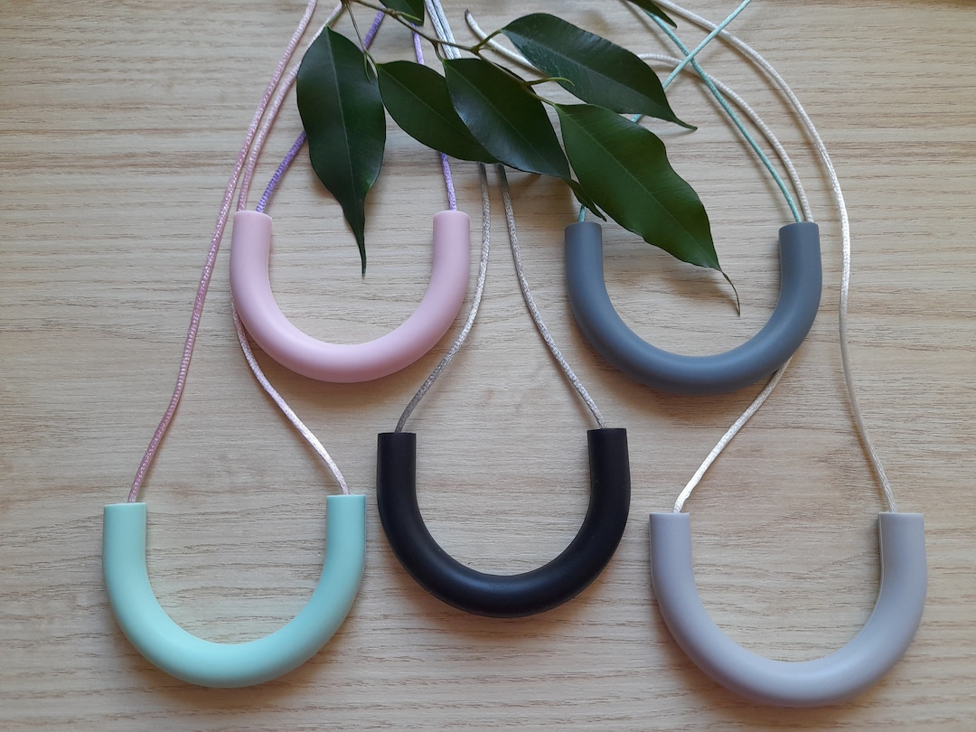 Simple Minimalist U-tube Silicone Necklace Silicone Fidget Beads ...