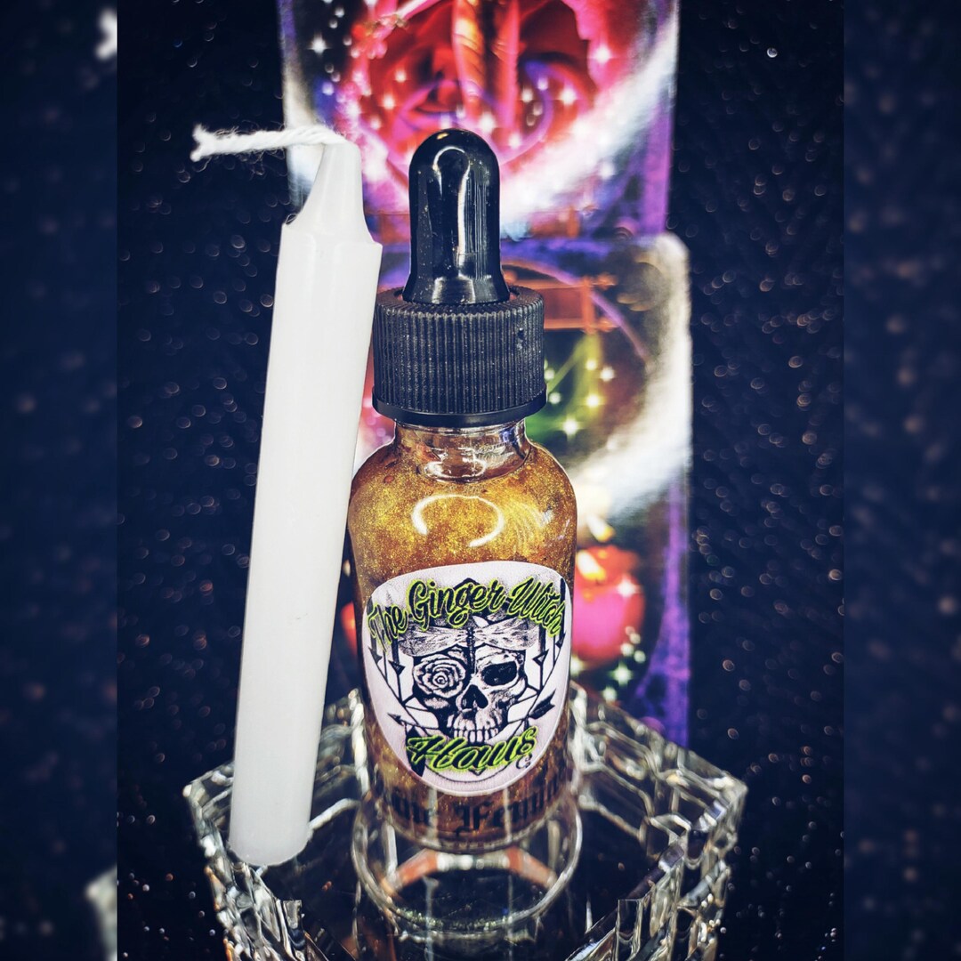 Divine Feminine Goddess Ritual Oil: Goddess Energy, Intuition and ...