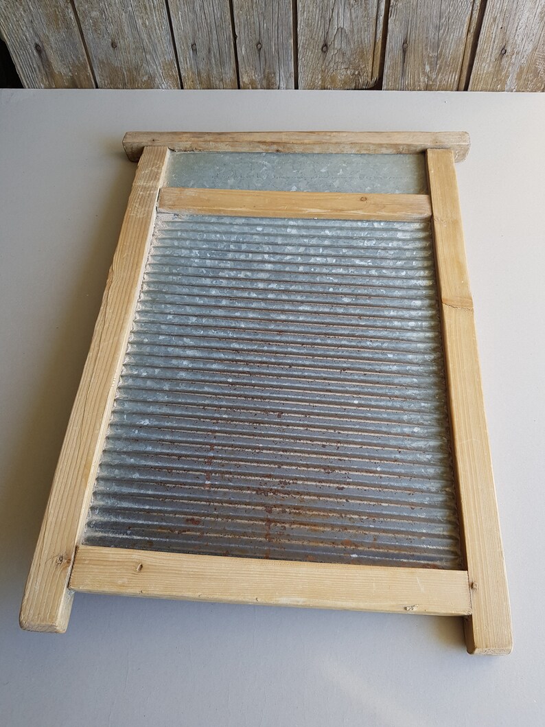 Vinage Washboard. Old Rustic Washing Board. Vintage Farmhouse Washboard ...