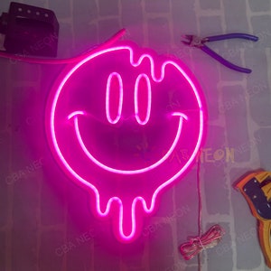 Melting Smiley Face Neon Sign: LED Wall Decor - Etsy