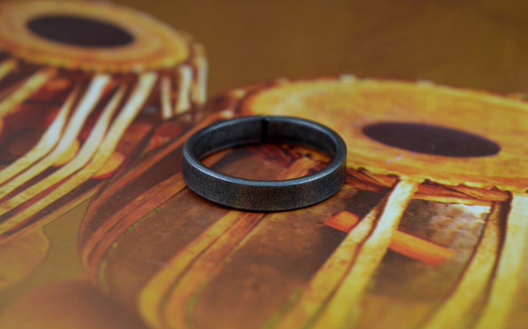 Real Black Horse Shoe Handmade Iron Ring kale Ghode Ki Naal Ring ...