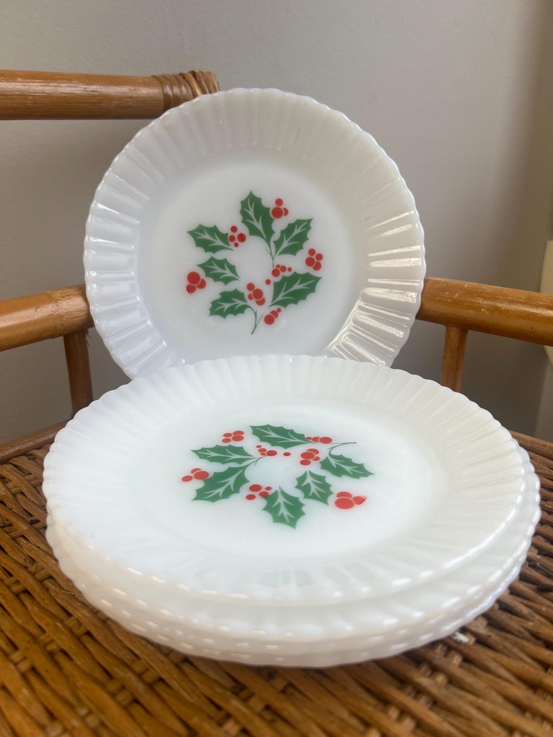 Set of 5 Vintage Termocrisa Milk Glass Salad/dessert Plates - Etsy