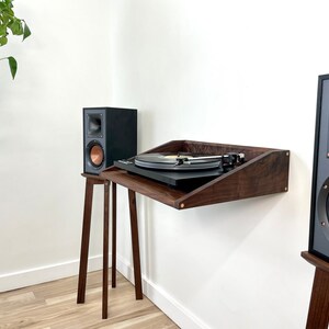 Floating Turntable Shelf / Customizable Record Player Ledge / Projector ...