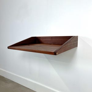 Floating Turntable Shelf / Customizable Record Player Shelf / Projector ...