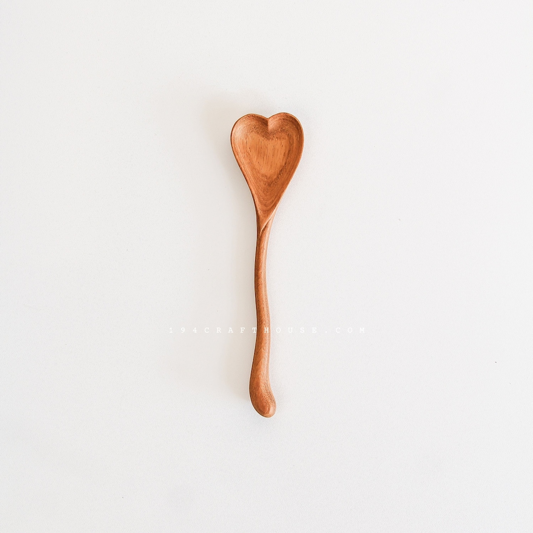 Wiggly Heart Shaped Wooden Spoon, Hand-carved Wiggle Heart Serving ...