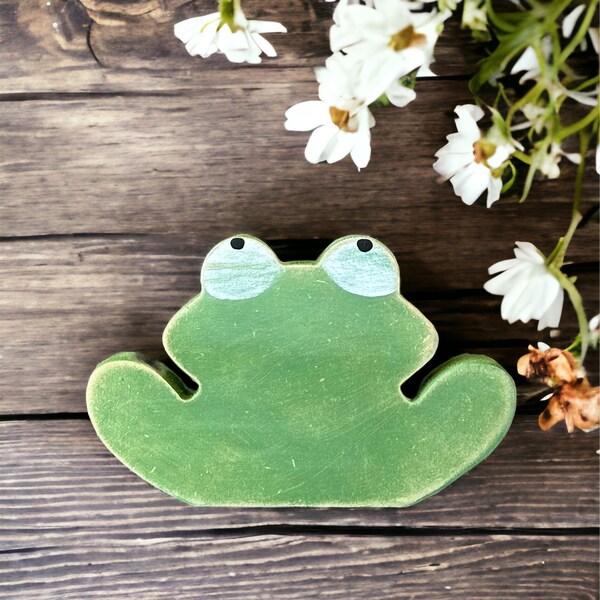 Frog Shelf Sitter - Etsy