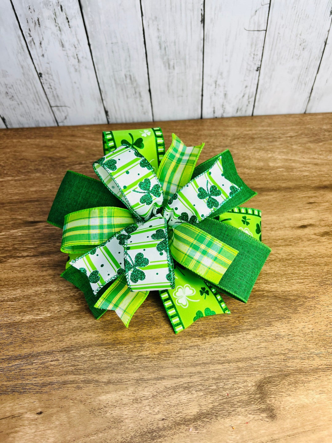 St. Patrick’s Day Bow, Green Lantern Bow, Shamrock Bow, Clover Bow, St ...