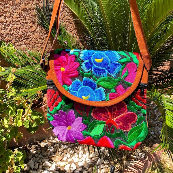 Embroidered Purse - Etsy