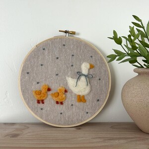 Mama Duck and Baby Needle Felted Embroidery Hoop - Etsy