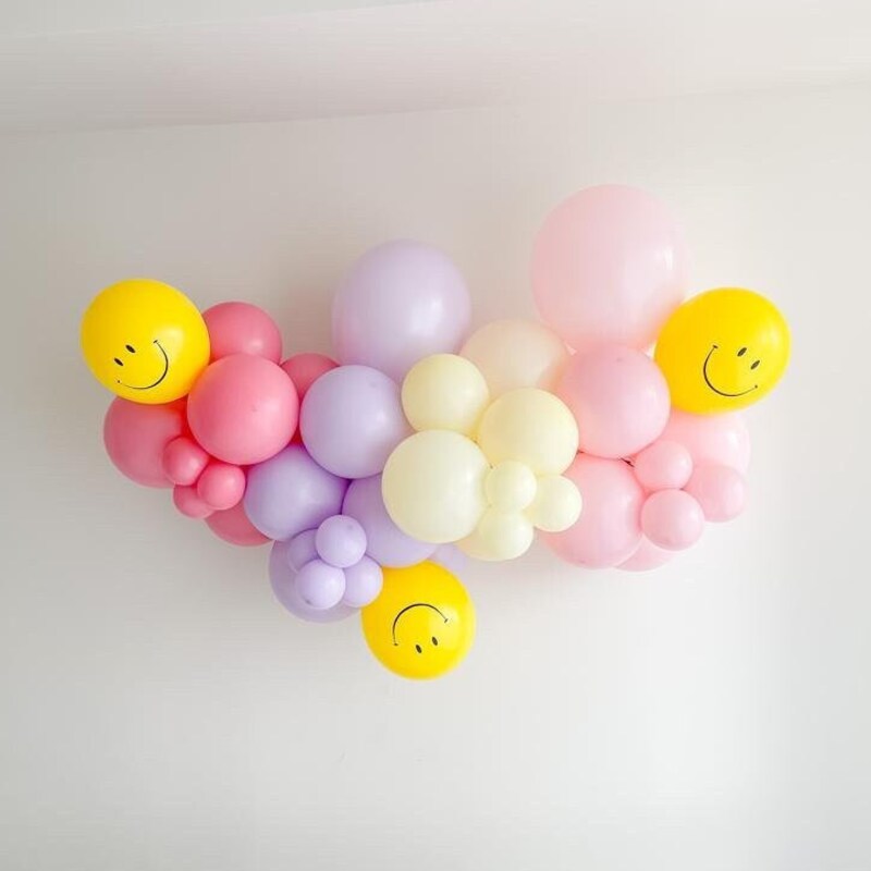 Smiley Face Garland - Etsy