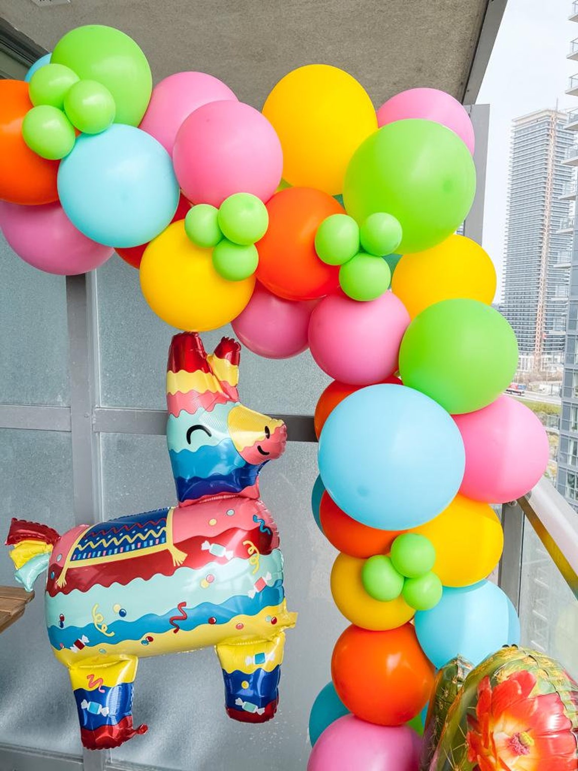 Fiesta Taco 'bout a Party DIY Balloon Garland Kit Taco | Etsy