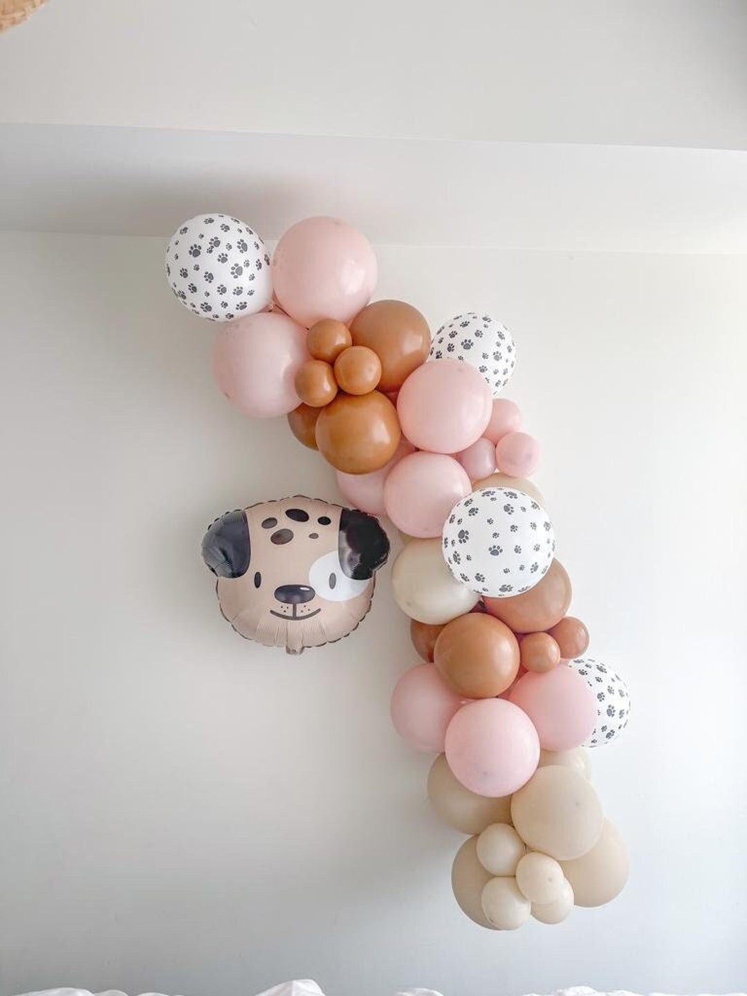 Paw Pawty Balloon Garland | Puppy Balloon Arch | Puppy 1st Birthday ...