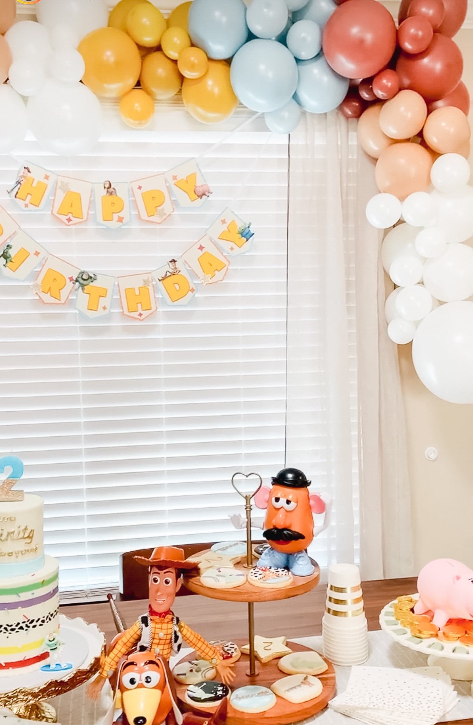 Muted Retro Toy Story Themed DIY Balloon Garland Kit | Boho Rustic ...