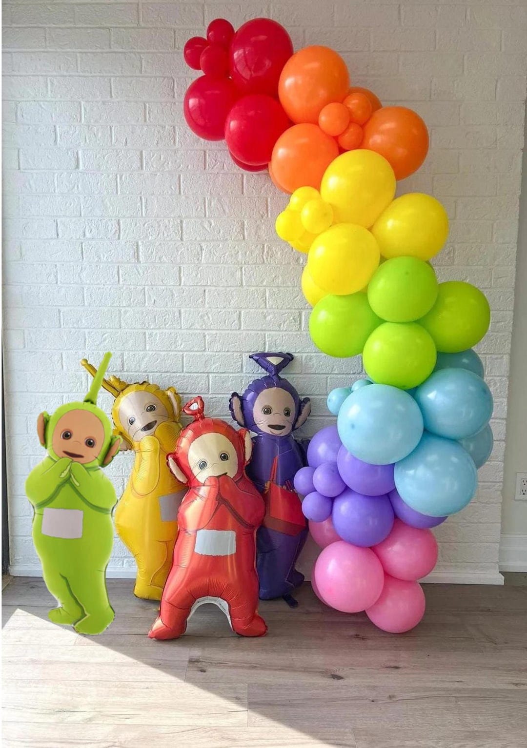 LICENSED Teletubbies Balloon Garland, Dipsy, Tinky-winky, Po, Laa-laa ...