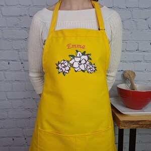 Customizable Magnolia Embroidered Apron Personalize Name Kitchen Apron ...