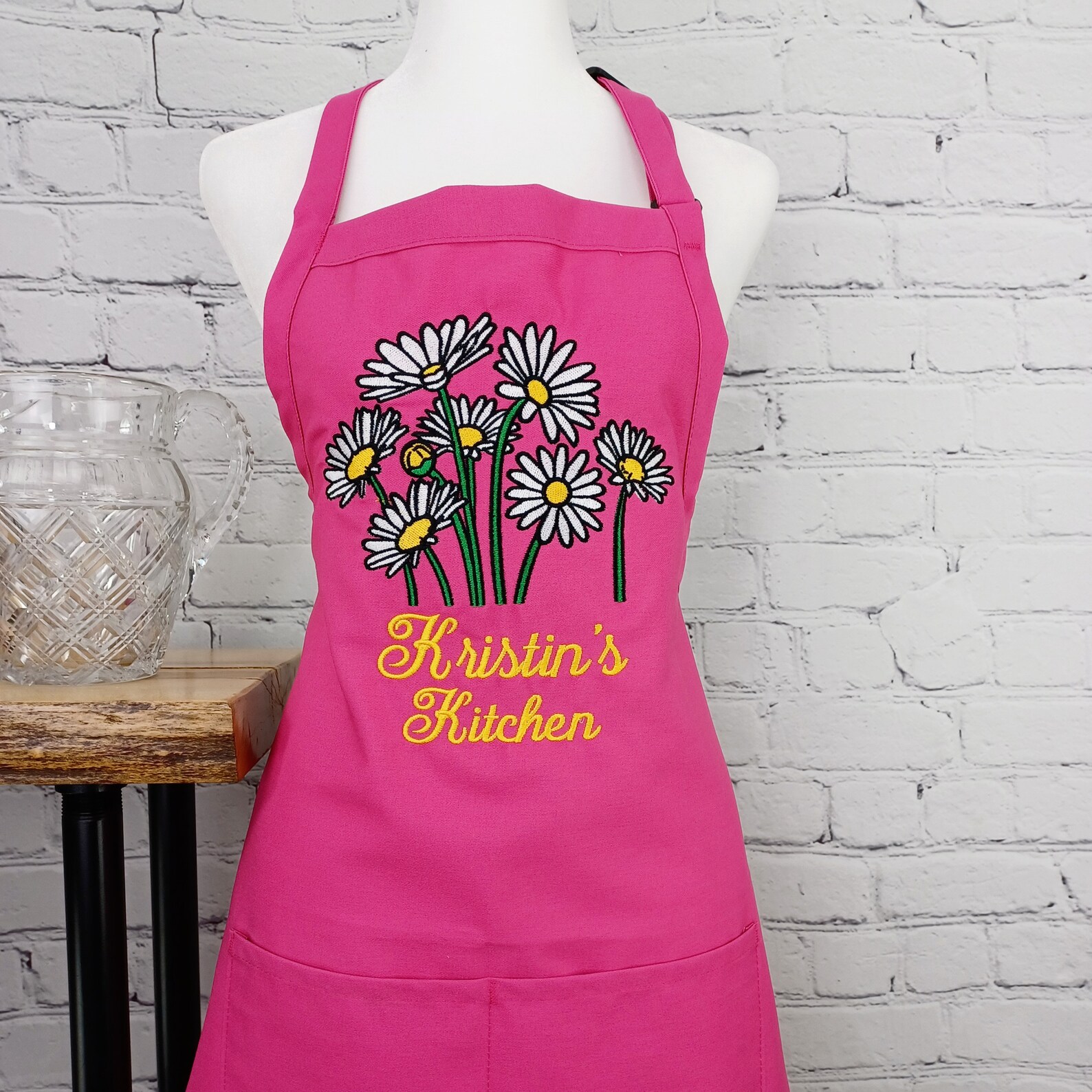 Customizable Daisy Embroidered Apron Personalize Name Kitchen - Etsy