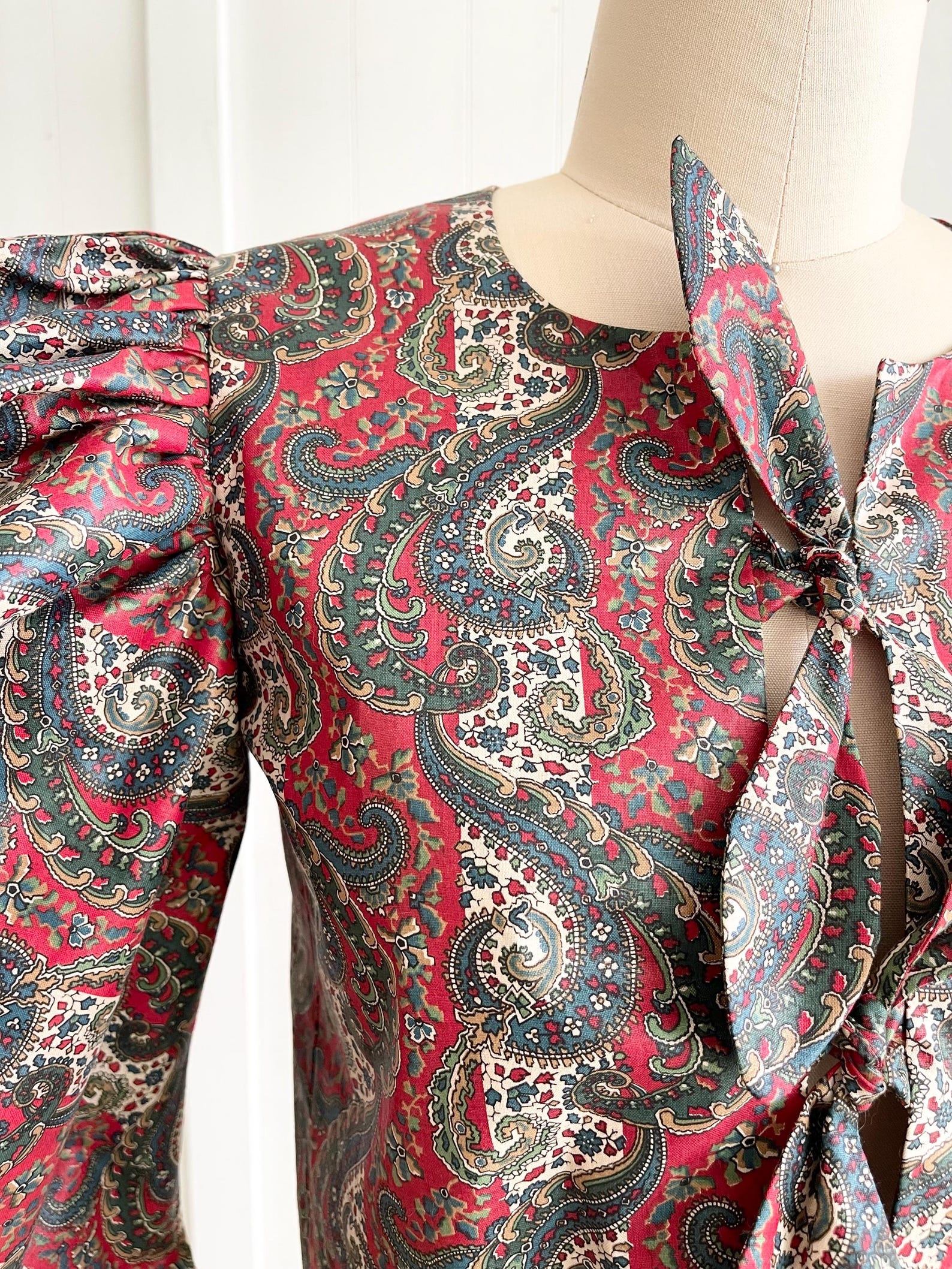 Edie Tie Front Puff Sleeve Blouse / Paisley Stripe / Leg O Mutton ...