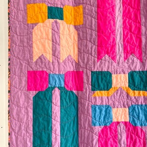 Taffy Pull Bow Quilt Throw / Modern Patchwork Colorful Quilt / Handmade Bright Bow Throw Quilt ...