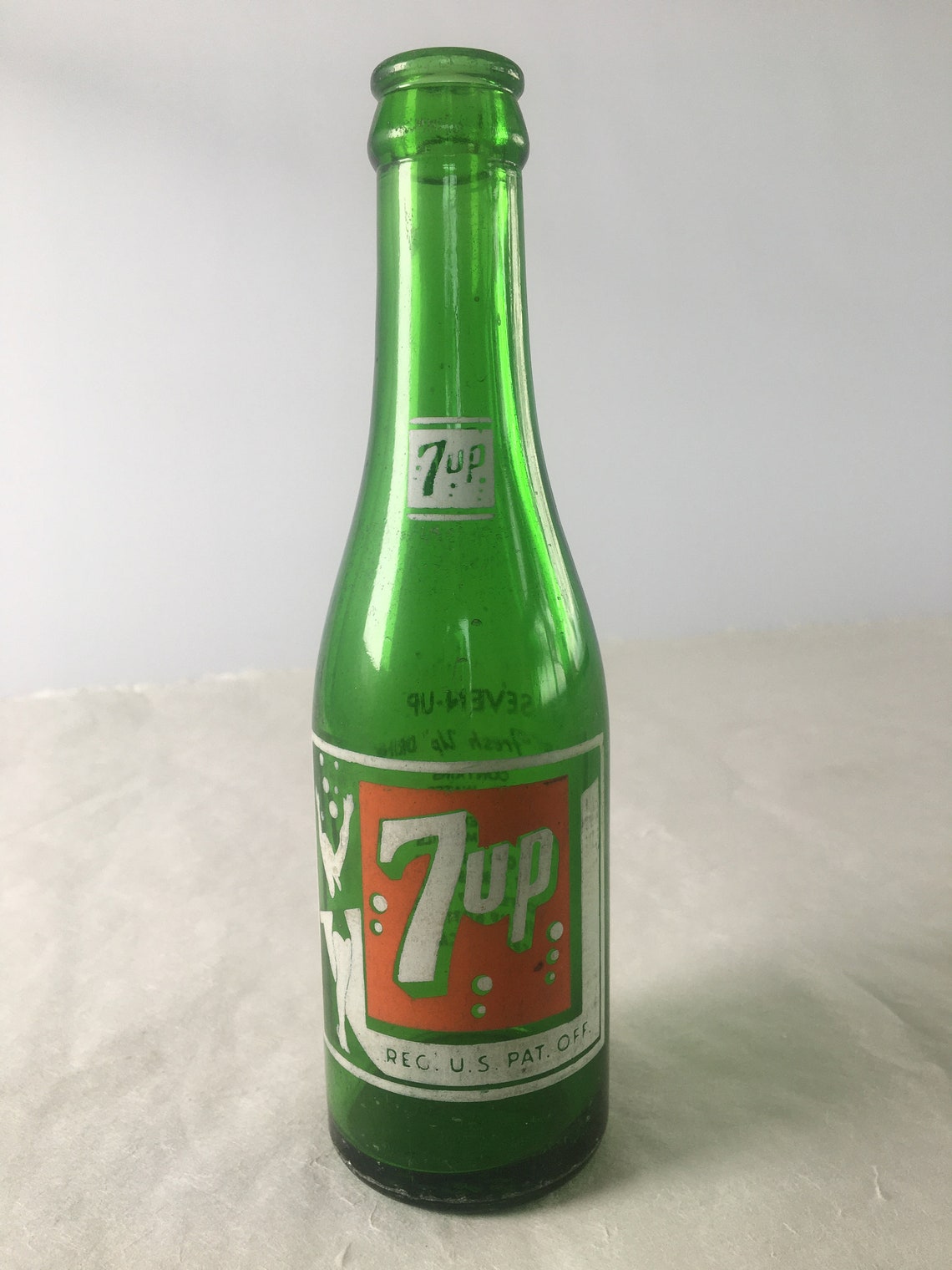 Antique SEVEN-UP 7up Bottle 7FL OZS ... the fresh Up Drink ... You Like ...