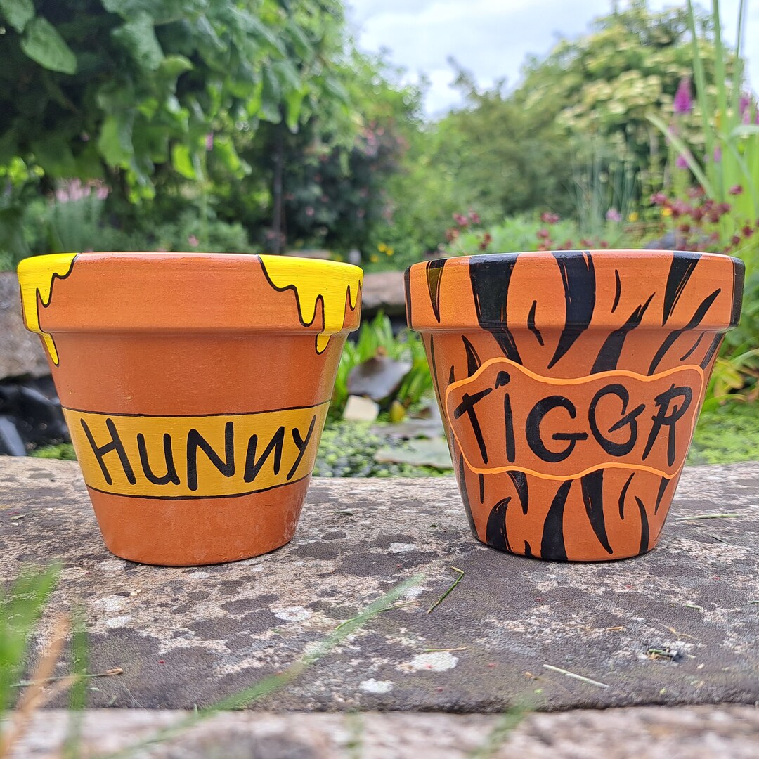 Hand Painted Winnie the Pooh "hunny Pot" Terracotta Plant Pot - Etsy