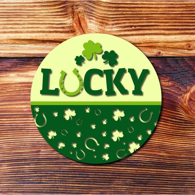 St. Patrick's Day Door Hanger SVG Bundle: Shamrock Sign, Welcome Sign ...