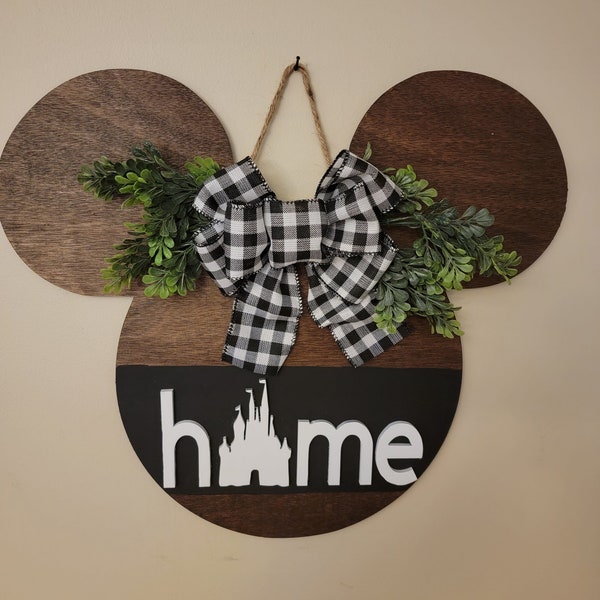 Mickey Mouse Door Hanger - Etsy