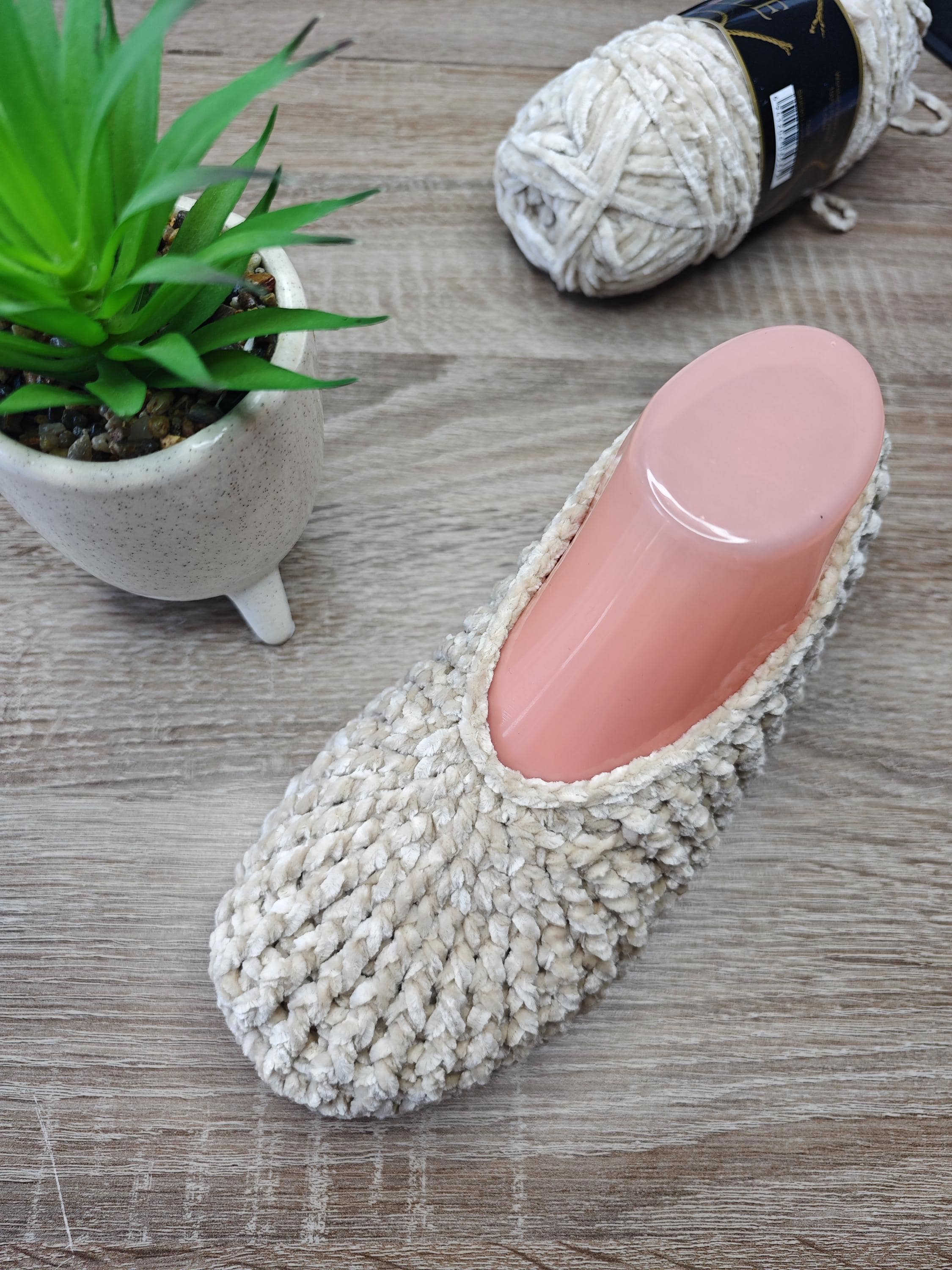 Crochet Slippers, Frosty Fluffy Slippers, Beginner Friendly, DIY ...