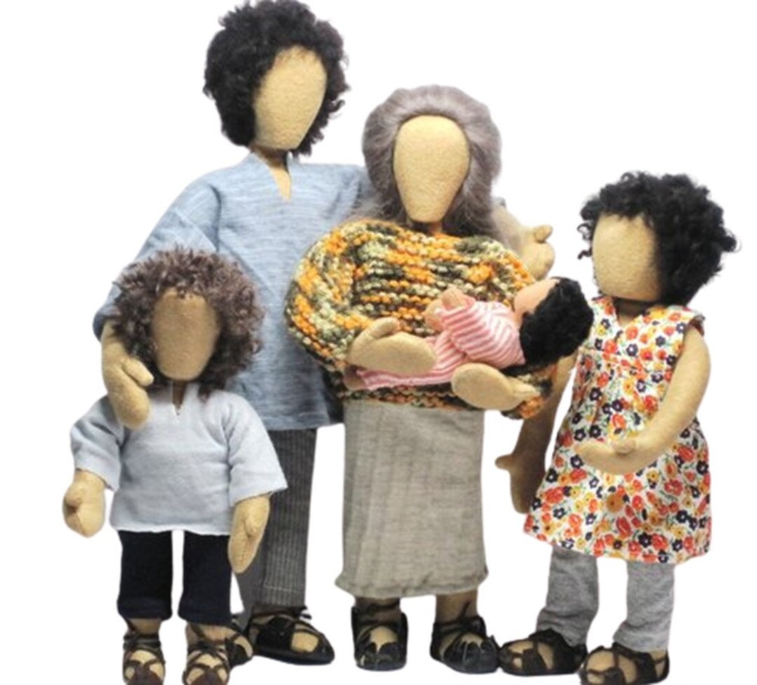 Movable Empathy Figures: Narrative Characters Family Father Mother ...