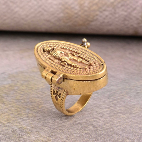 Secret Compartment Ring - Etsy