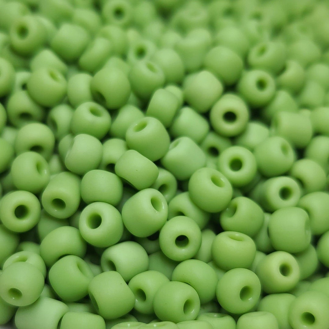6/0 Perles de graines vert lime opaques mates, Rocailles de 4 mm, 20 ...
