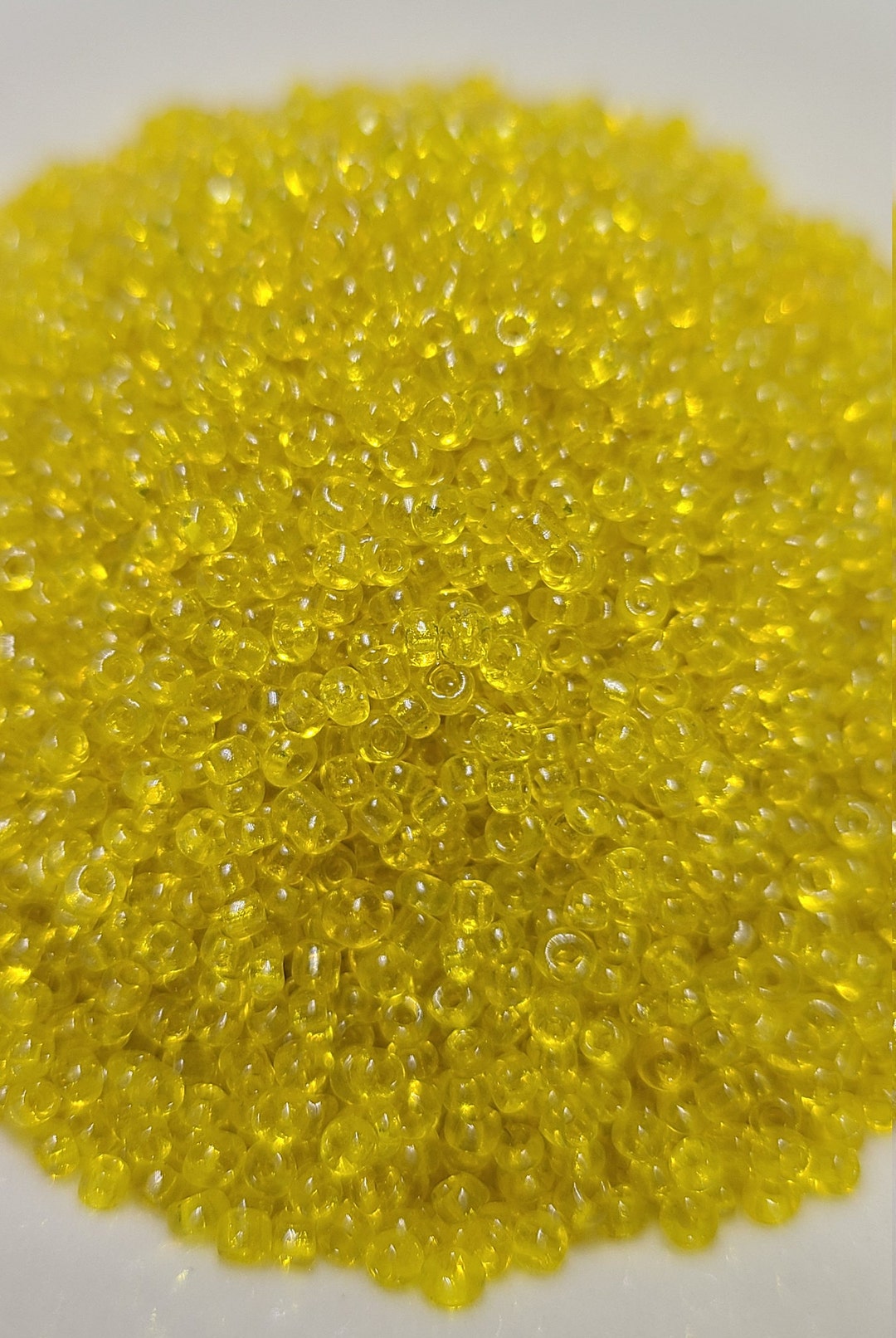 11/0 Transparent Yellow Seed Beads, 2mm Rocailles, 9 Grams - Item ...