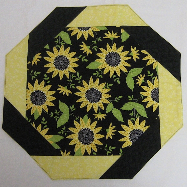 Octagon Table Topper - Etsy