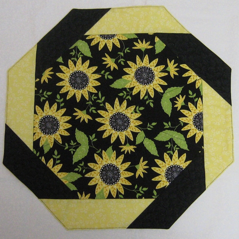 Octagon Table Topper - Etsy