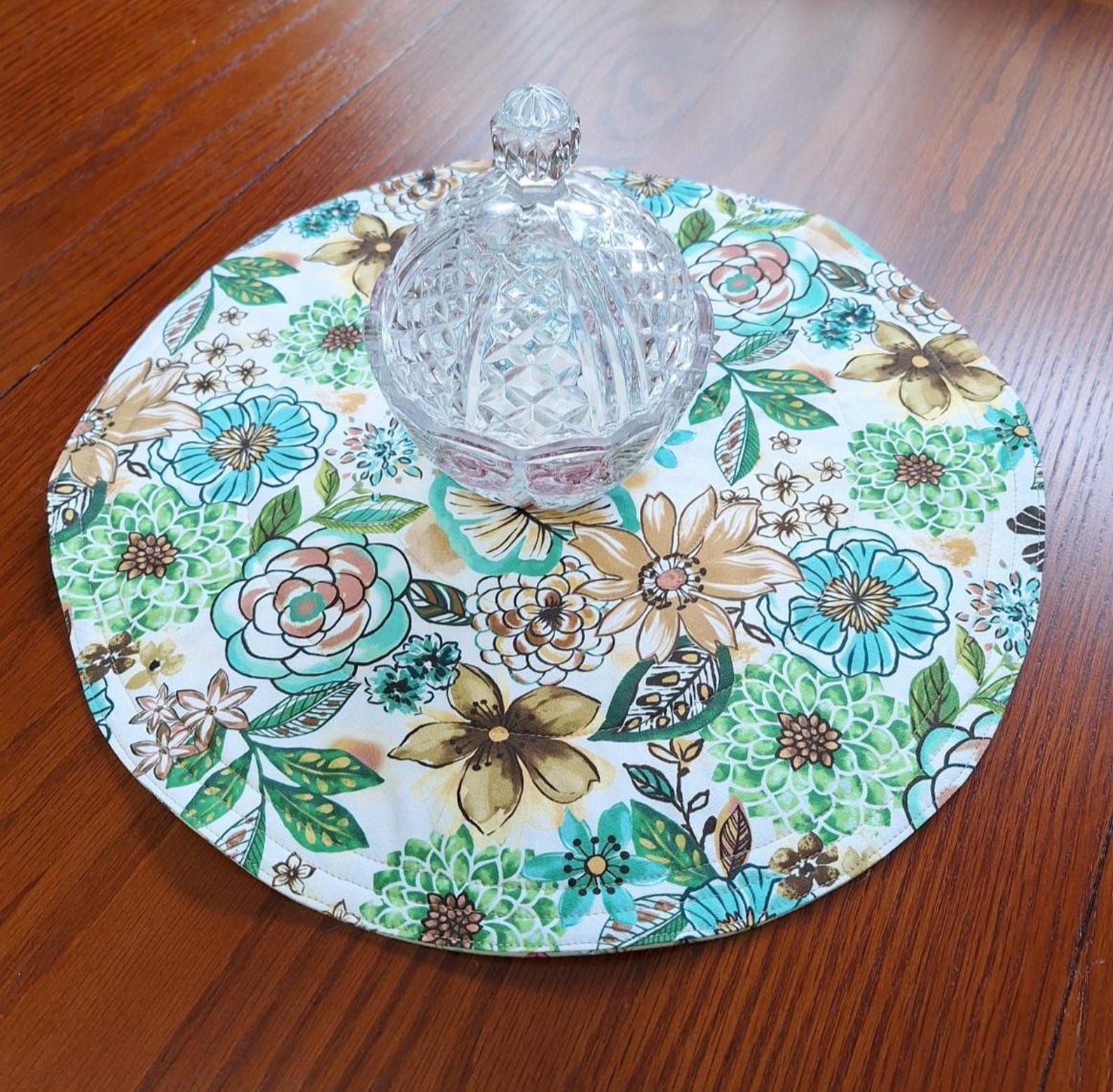 Floral Table Toppers, Round Table Topper, Round Table Runner, Quilted ...