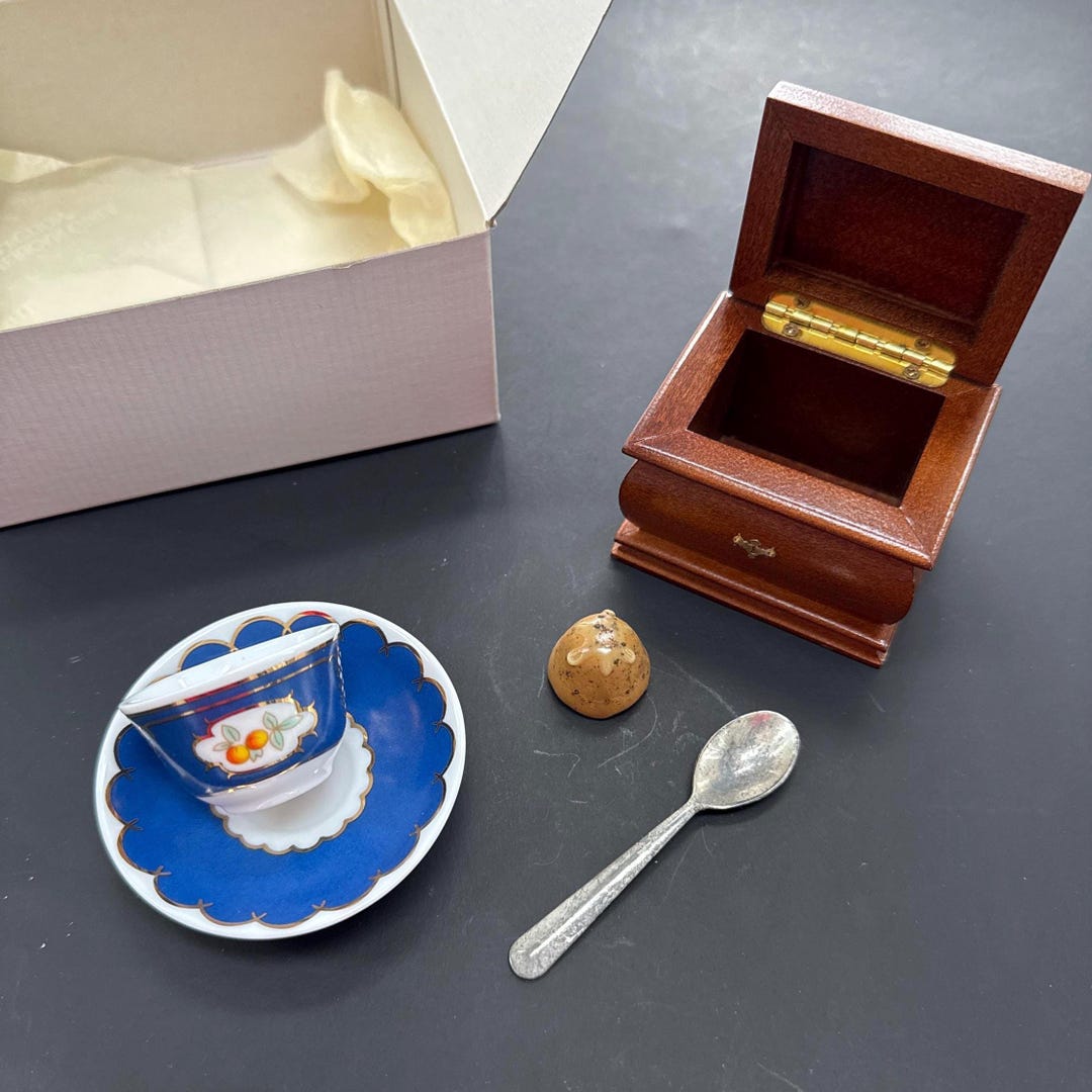 American Girl Felicity Tea Lesson Set: Vintage Pleasant Company Doll ...