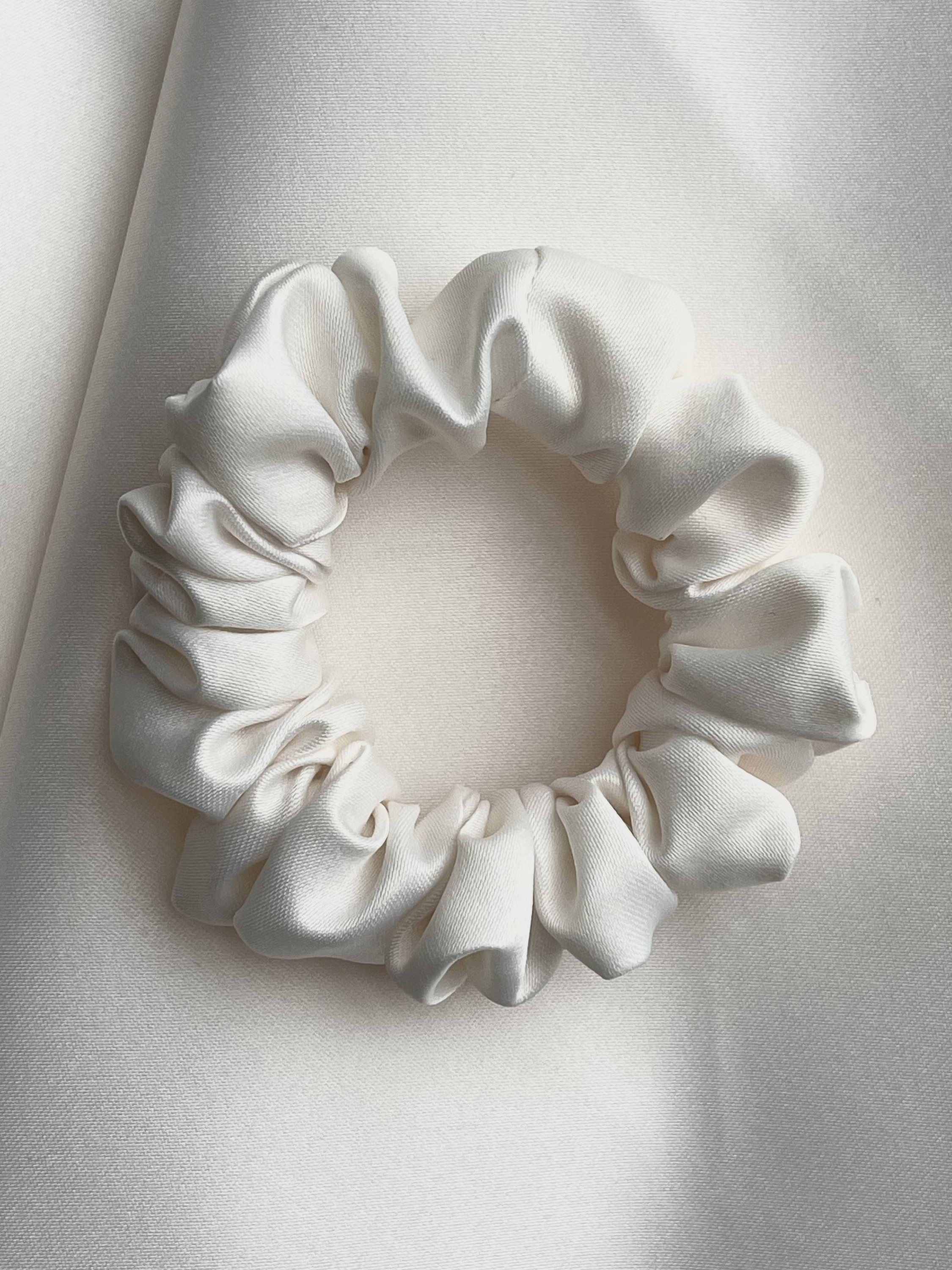 Bride Scrunchie White Satin Scrunchies Set ivory Scrunchie - Etsy UK